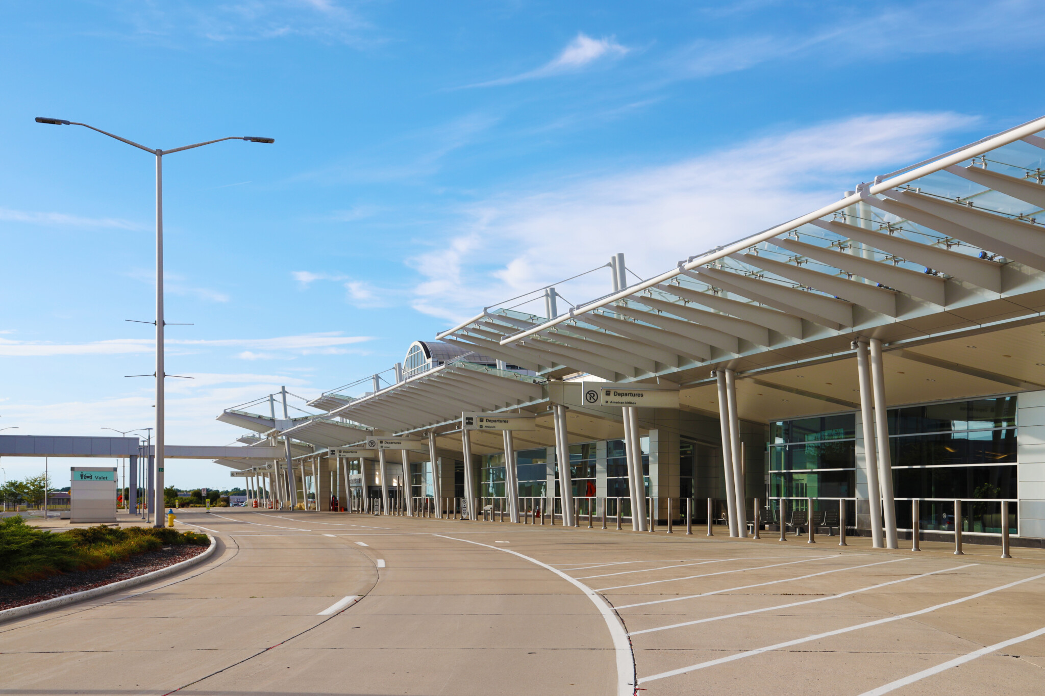 John Glenn Columbus International Airport Terminal - HEAPY