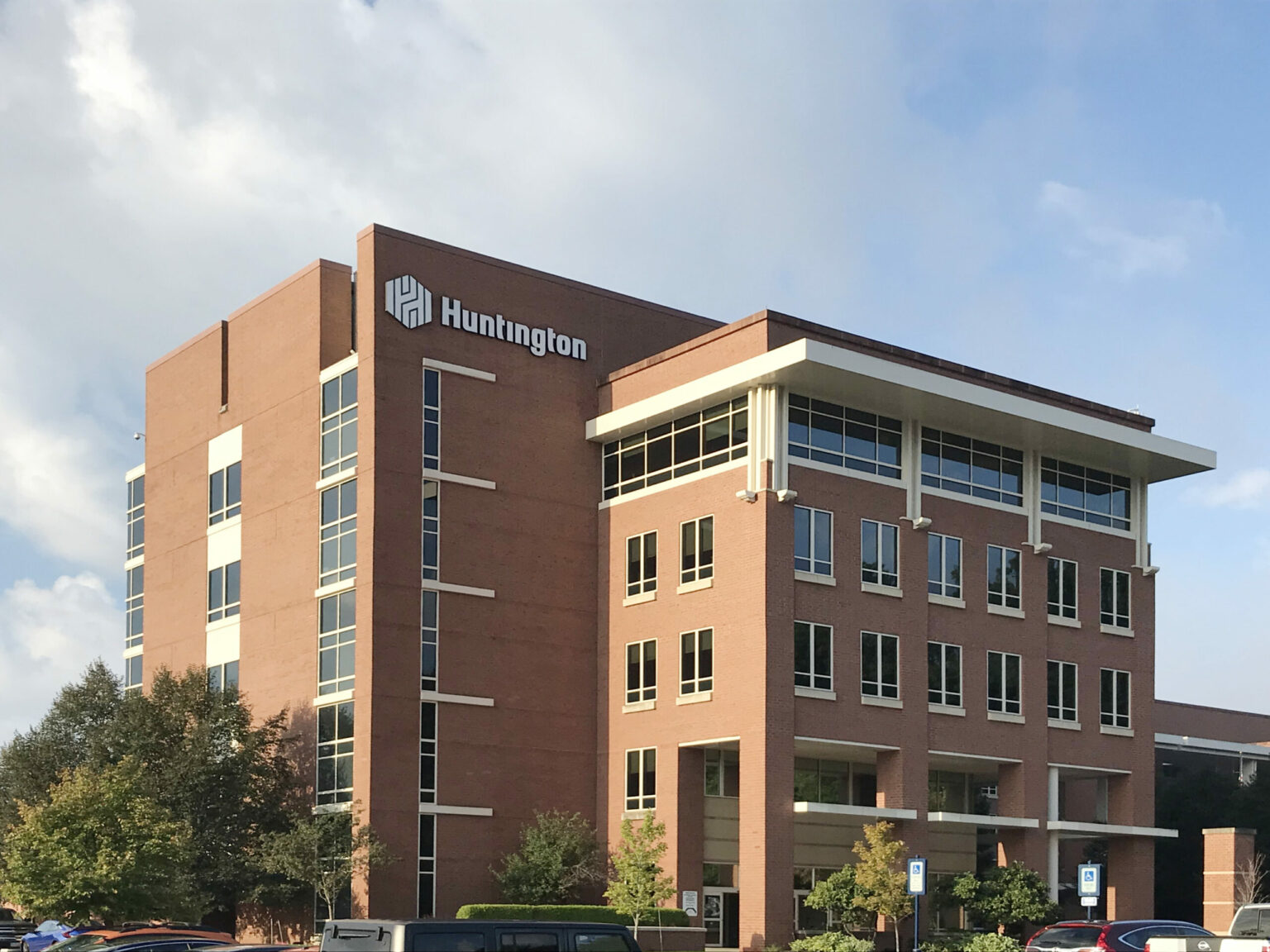 Huntington National Bank Exploratory Net Zero Roadmap - HEAPY